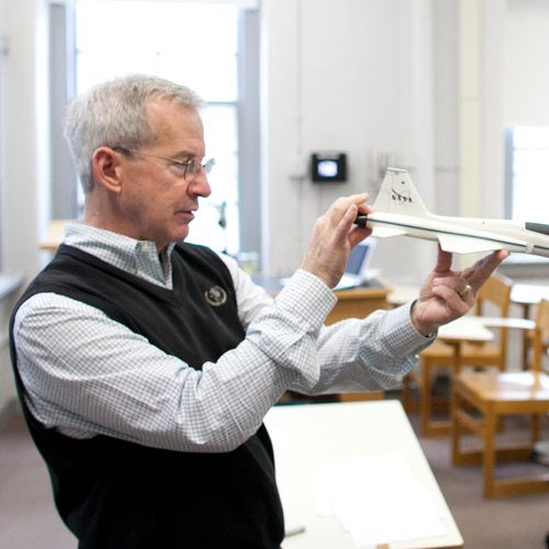 Former astronaut Terry Hart '68 reflects on Apollo 11 anniversary | P.C ...